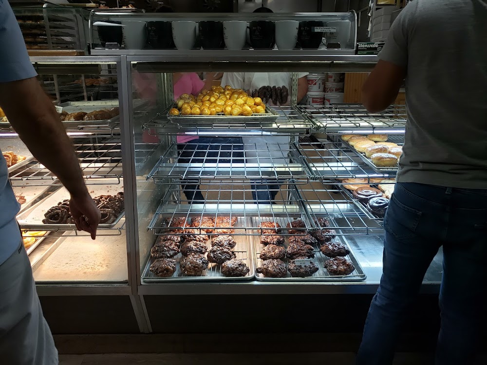 Mr T's Delicate Donut Shop - Donut shop in Modesto - Weeblyte