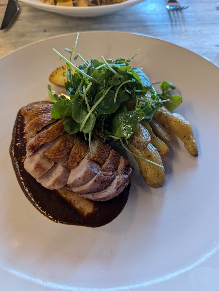 Bruno's Spotted Hare - New American restaurant in Barboursville - Website