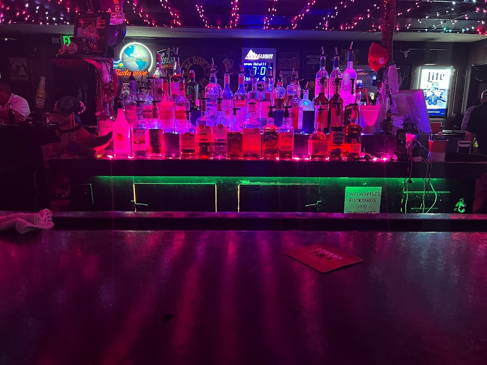 Lloyd's Pub Menu (Updated 05/2026)