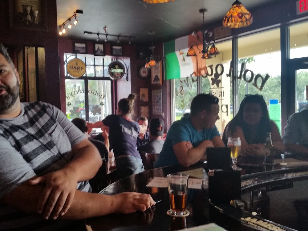 Holloway's Irish Pub - Irish pub in Palm Beach County - Website