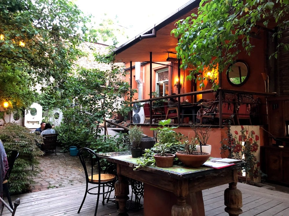 Shavi Lomi - Georgian restaurant in ch`ug'uret`is raioni Suburb - Website