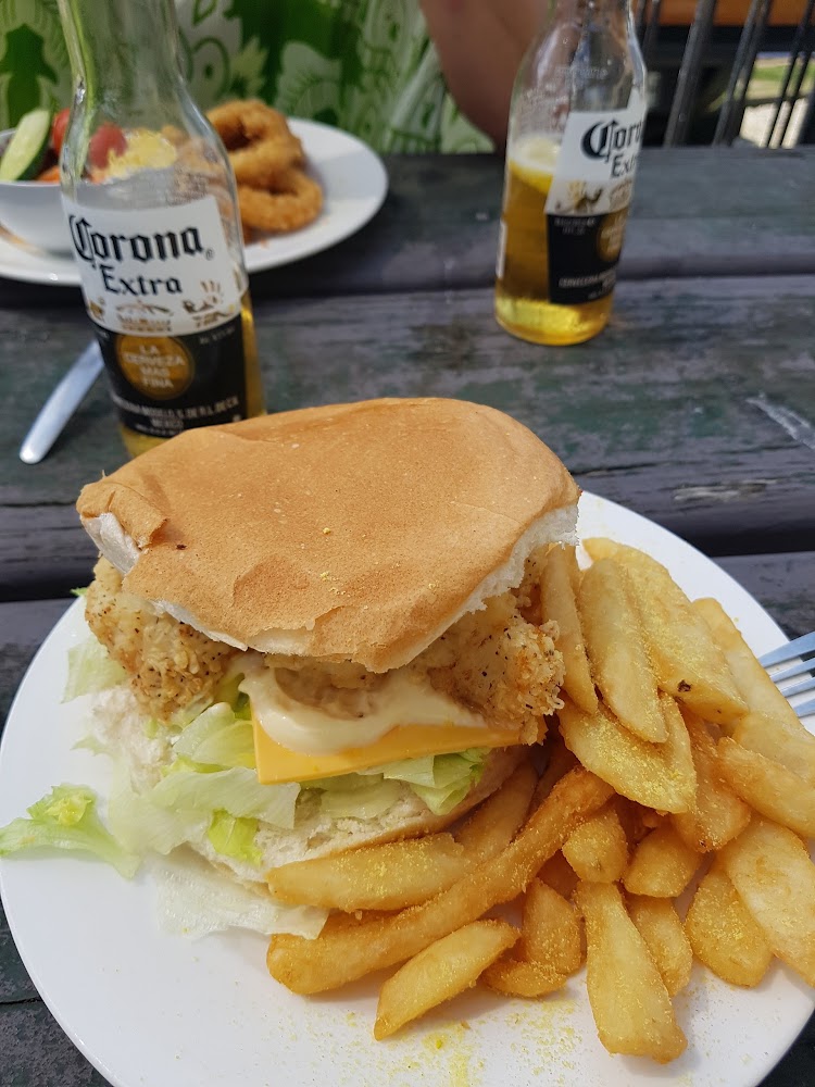 Catho Pub ("Catherine Hill Bay Hotel") Menu (Updated 06/2026)