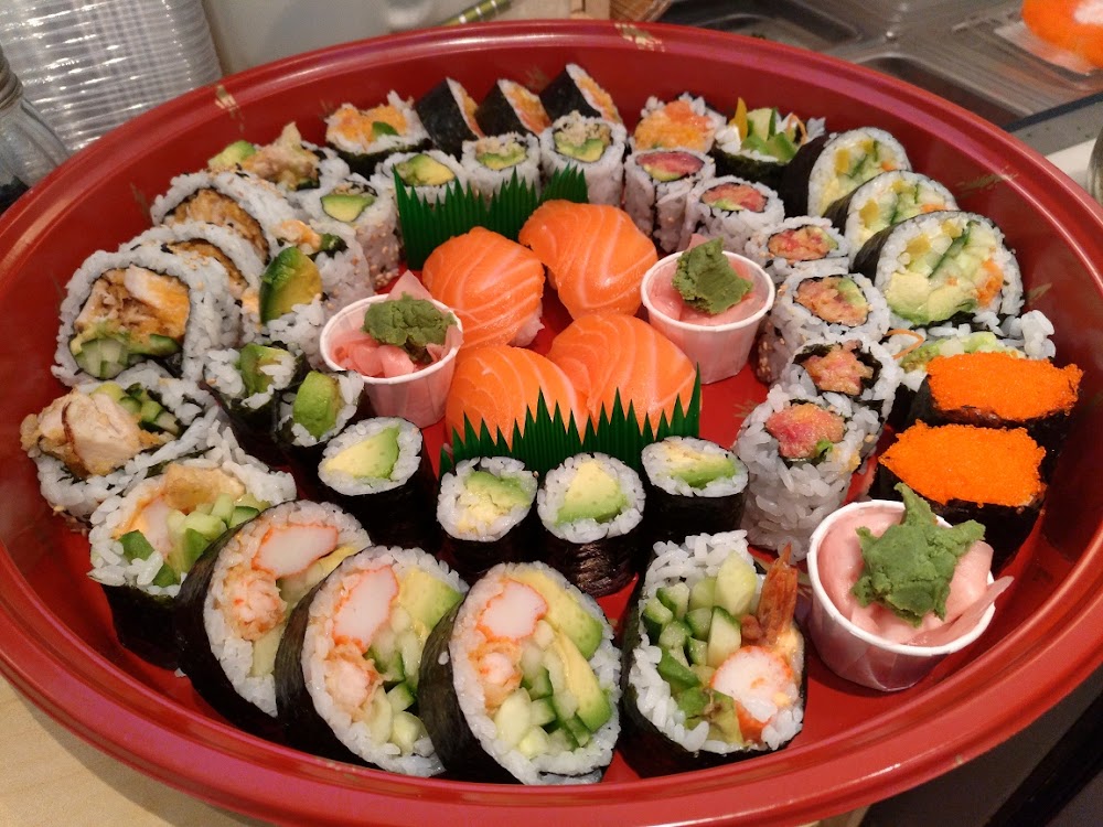 Sushi Sakana - Sushi restaurant in Mont-Royal - Website
