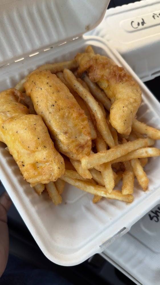 BIGGINZ Burgers Seafood Menu (Updated 05/2026)