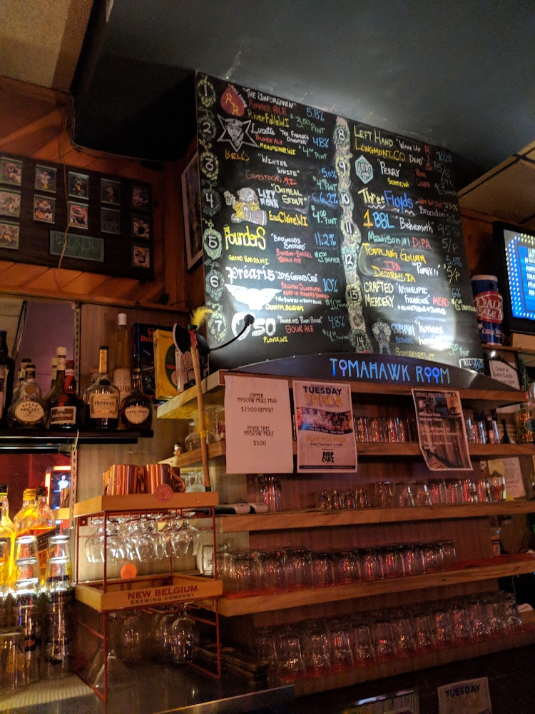 Tomahawk Room - Bar in Chippewa Falls - Website